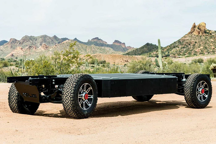 Atlis XT Platform Skateboard - Adrian Chernoff